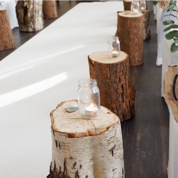 Boomstam decoratie huren voor bruiloft | Brisked Styled